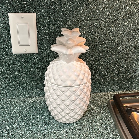 Dining | Ceramic Pineapple | Poshmark